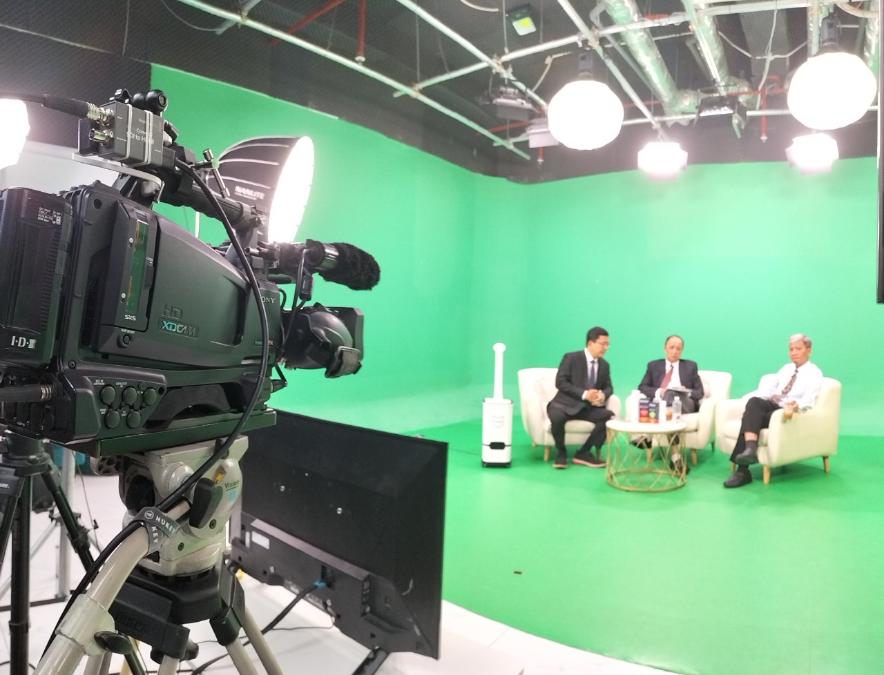 DỊCH VỤ LIVESTREAM TALKSHOW Ở TPHCM - FULLHD & 4K